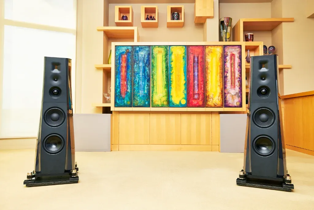 Inside the New APL Hi-Fi Endless Speakers - HiFi.Fan