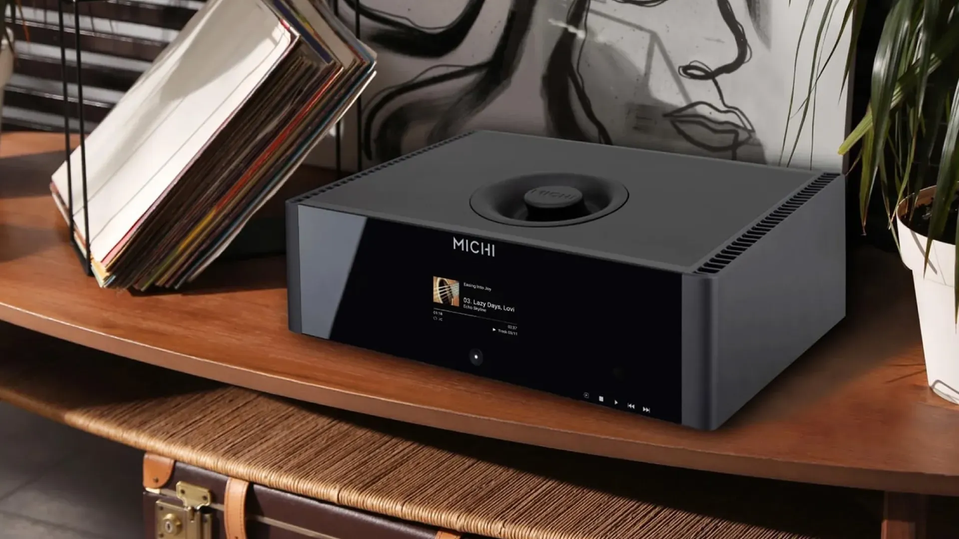 Rotel Unveils Enhanced Michi Q5 Transport DAC, Available March 2025 - HiFi.Fan