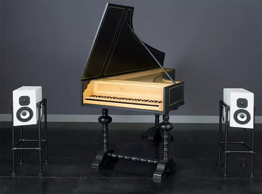 dB Module Model 2E – Compact Concrete-Based Bookshelf Speakers Unveiled ...