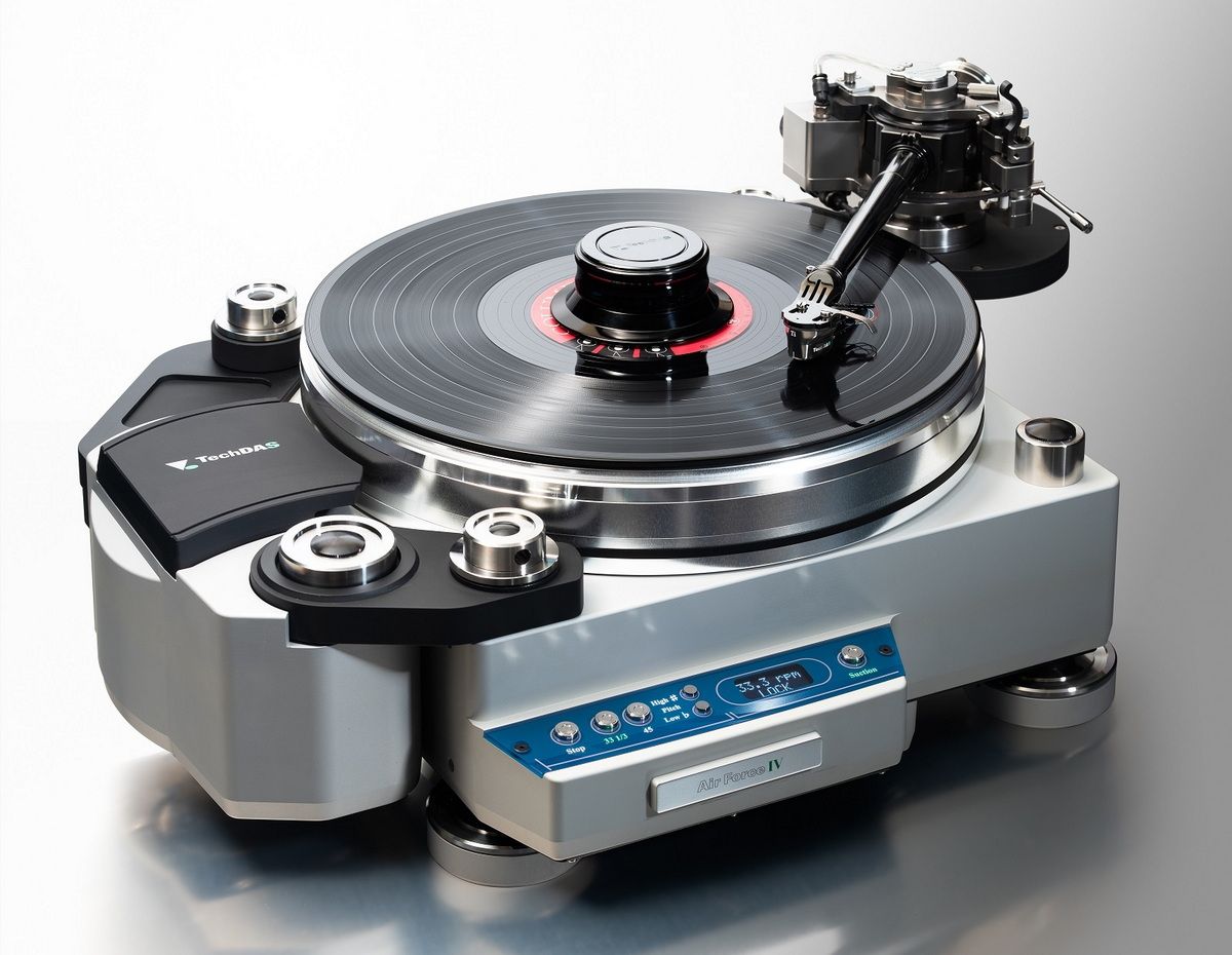Introducing the TechDAS Air Force IV Turntable - HiFi.Fan